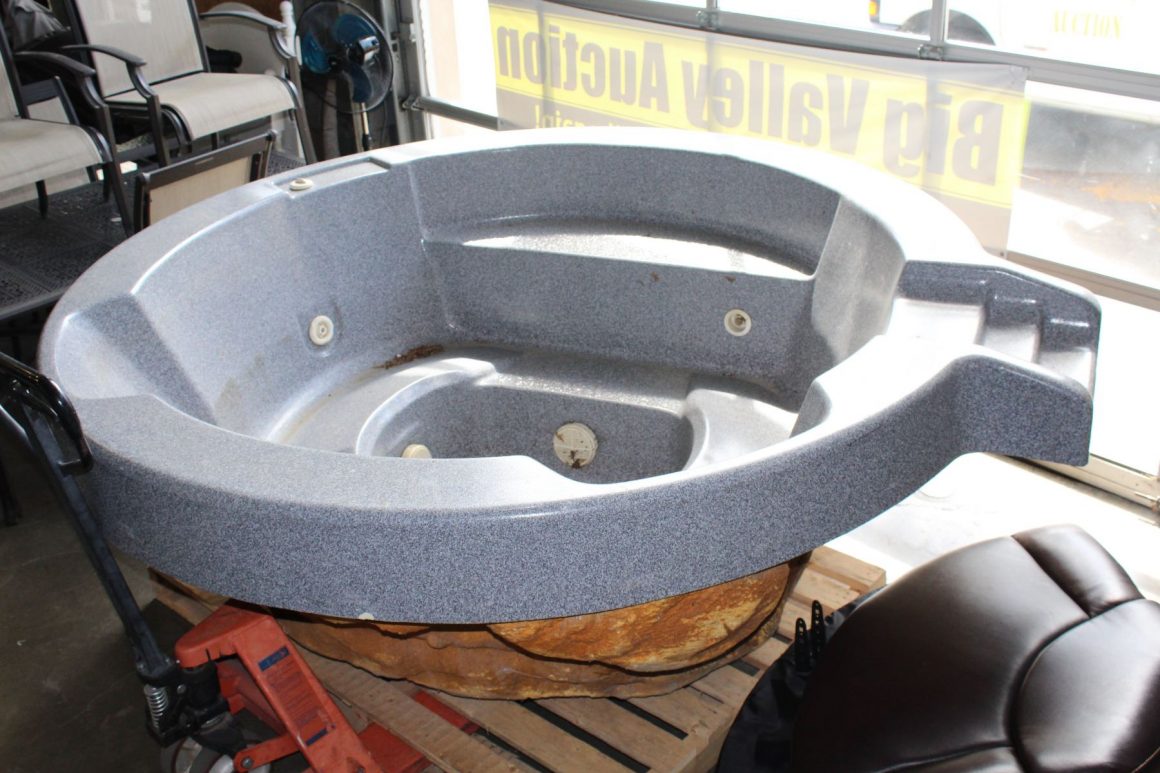 How Long Will a Typical Hot Tub Last? +4 ways to increase it
