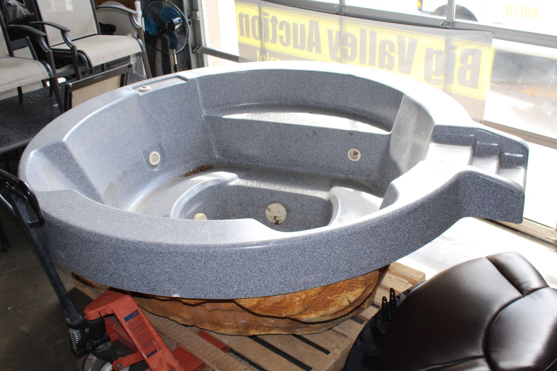 How Long Will a Typical Hot Tub Last? +4 ways to increase it