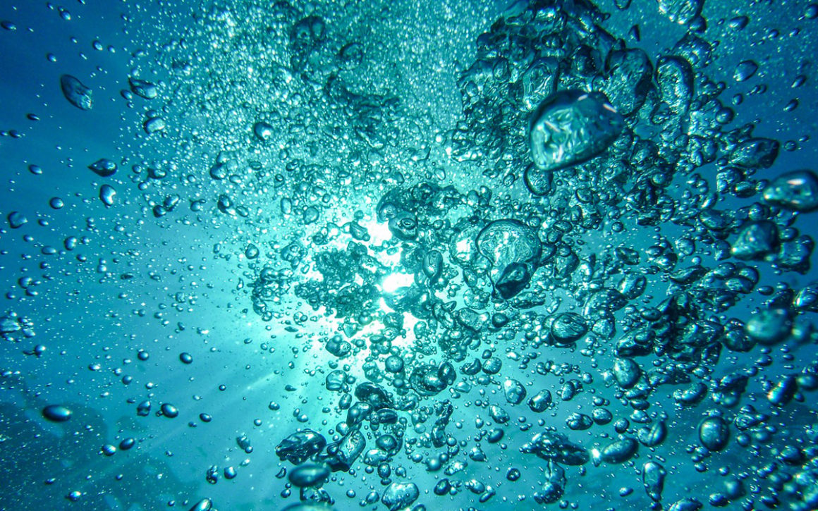 Inflatable Hot Tubs with Hydro Jets: Best Deals in 2024 + Reviews | ByRossi