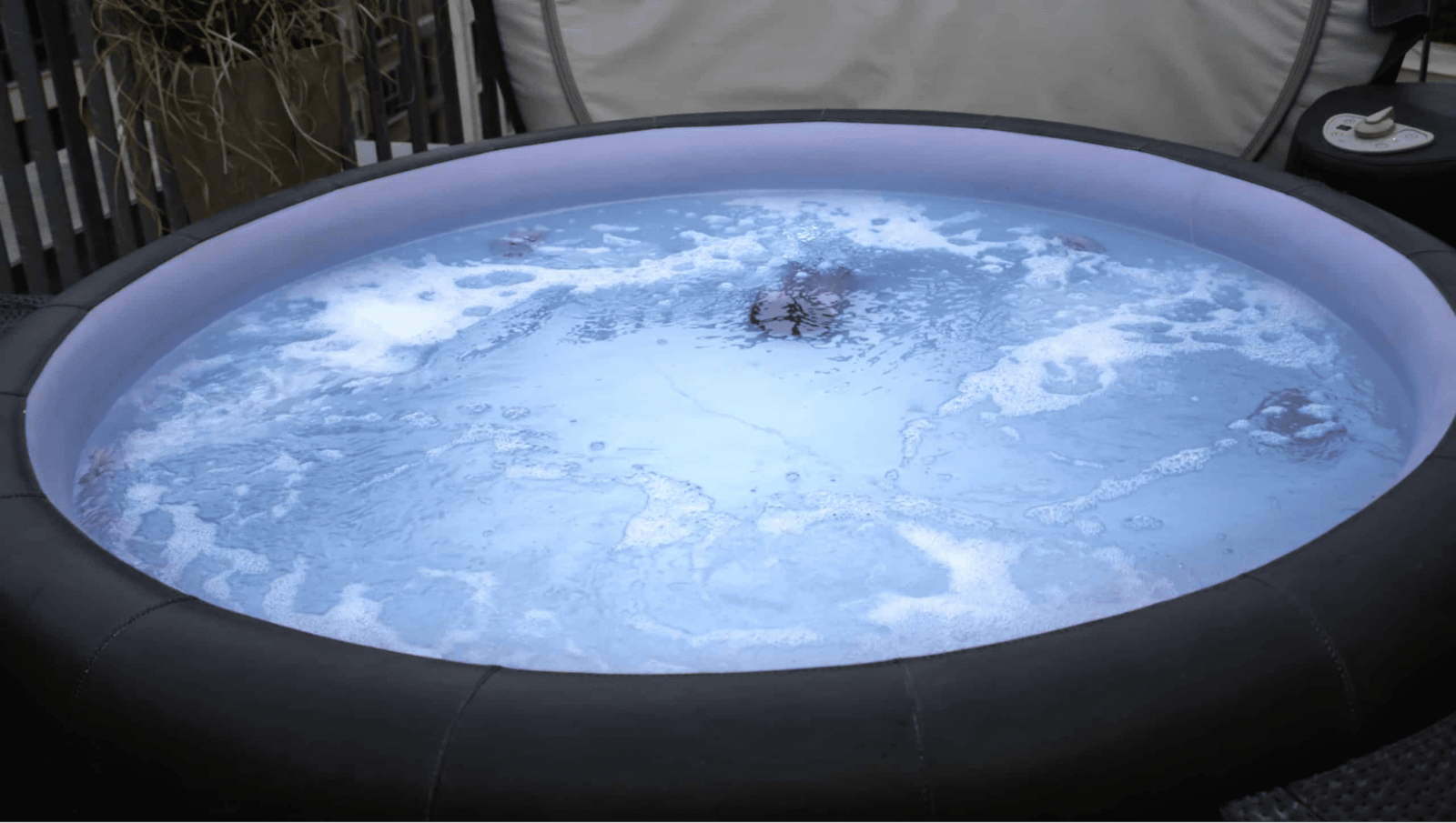 Pros and Cons of Inflatable Hot Tubs & Reasons to Choose (Or Not) | ByRossi