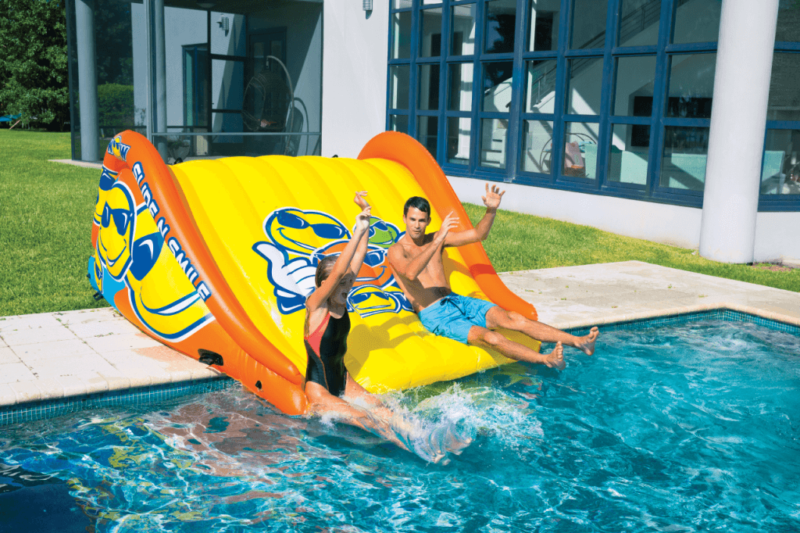 4 Best Above-Ground Pool Slides in 2024: Detailed Review | ByRossi
