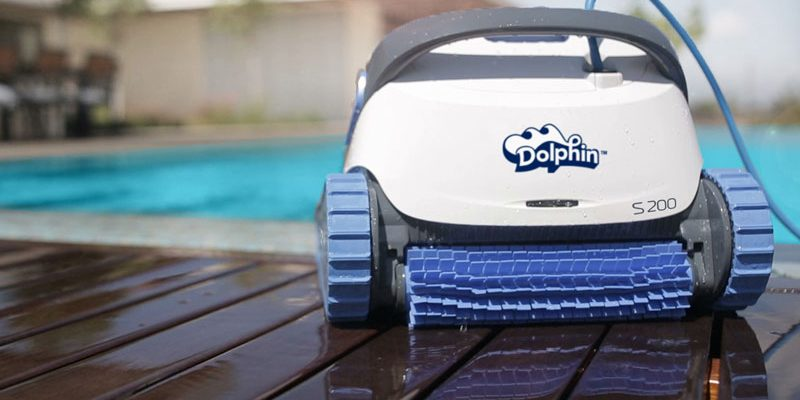 Your Best Dolphin: Robotic Pool Cleaner For Automatic Care | ByRossi